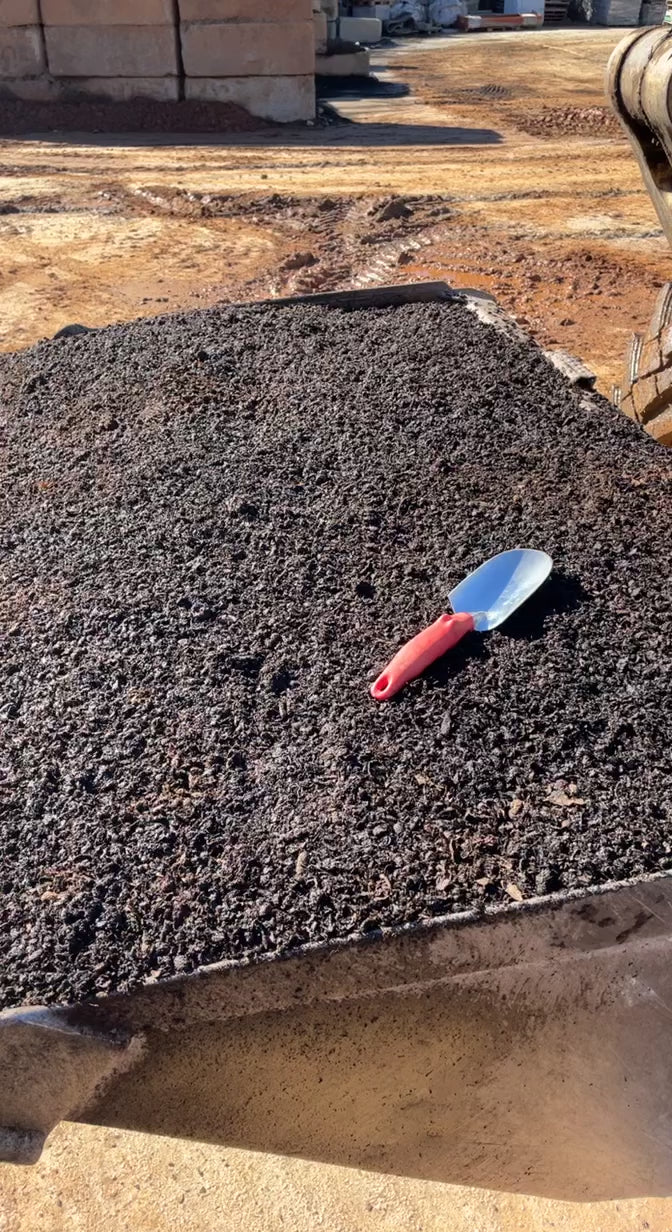 Soils & Compost – Luxurylandscape.com